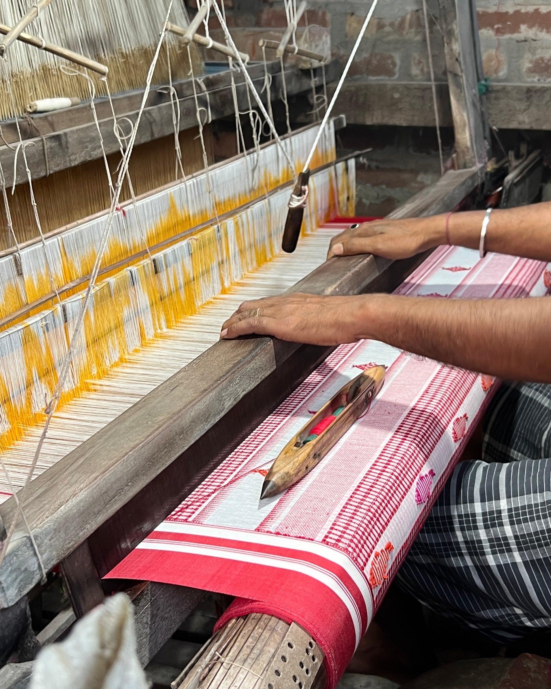 Hand Loom Woven Fabric – Approved Textiles
